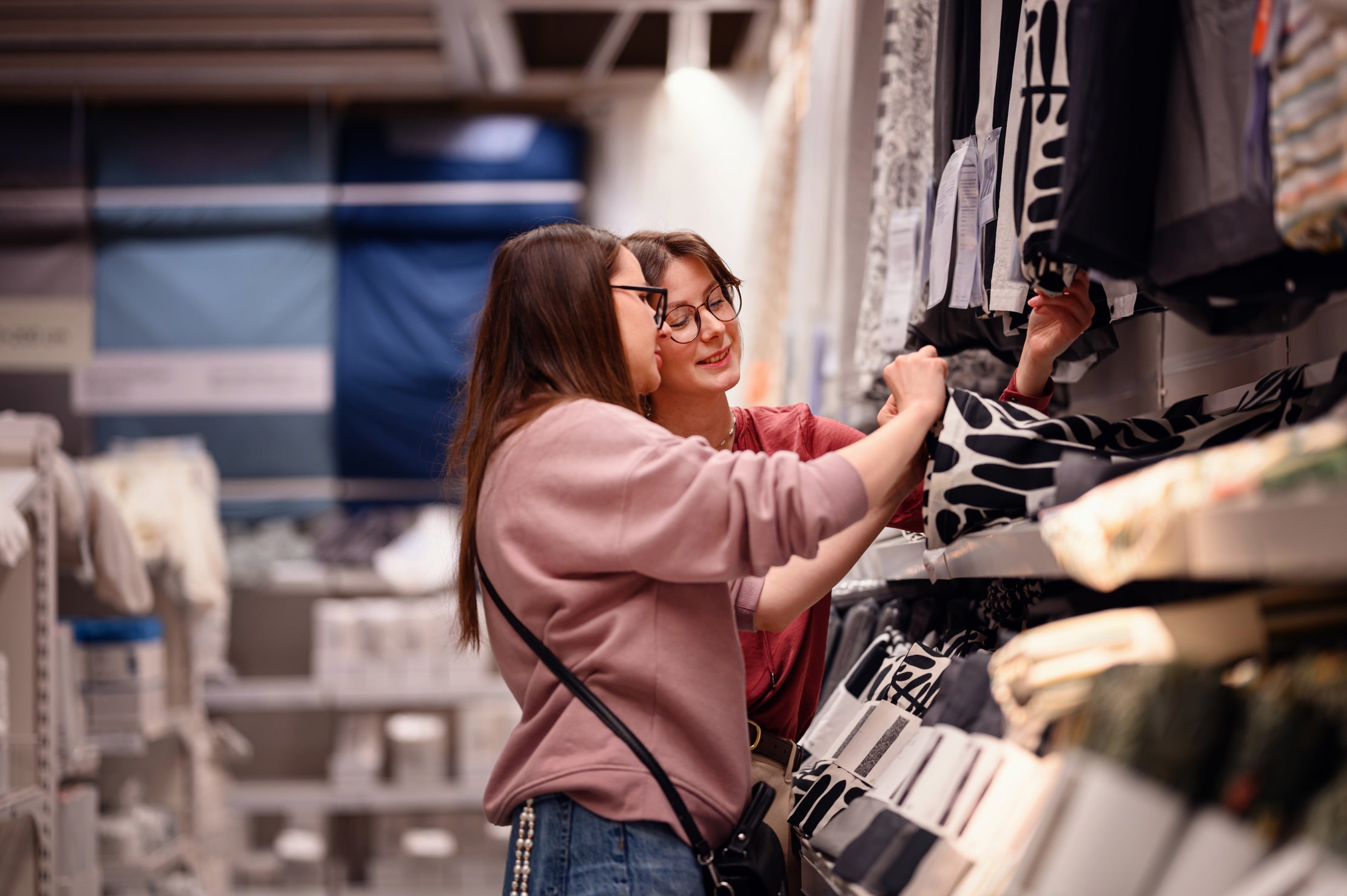 Best Time to Buy a bed in a bed store near you – Florid Mattresses